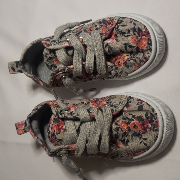 Swiggles | Shoes | Swiggles Floral Slipon | Poshmark